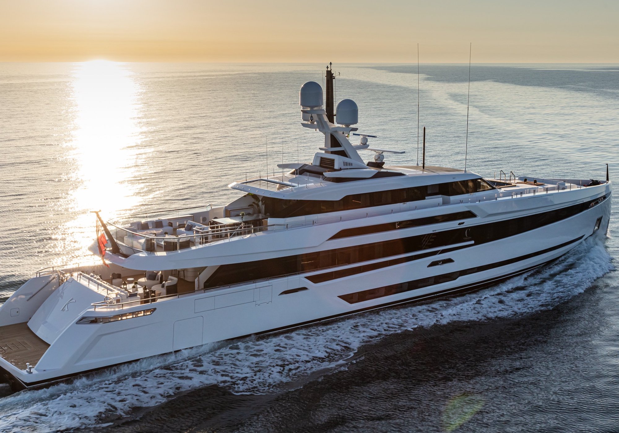 Motor Yacht K2 | Boatbookings' Yacht Blog